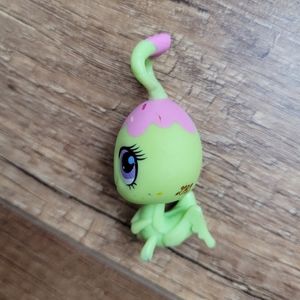 Littlest Pet Shop | Toys | Hasbro Littlest Pet Shop Green Pink ...